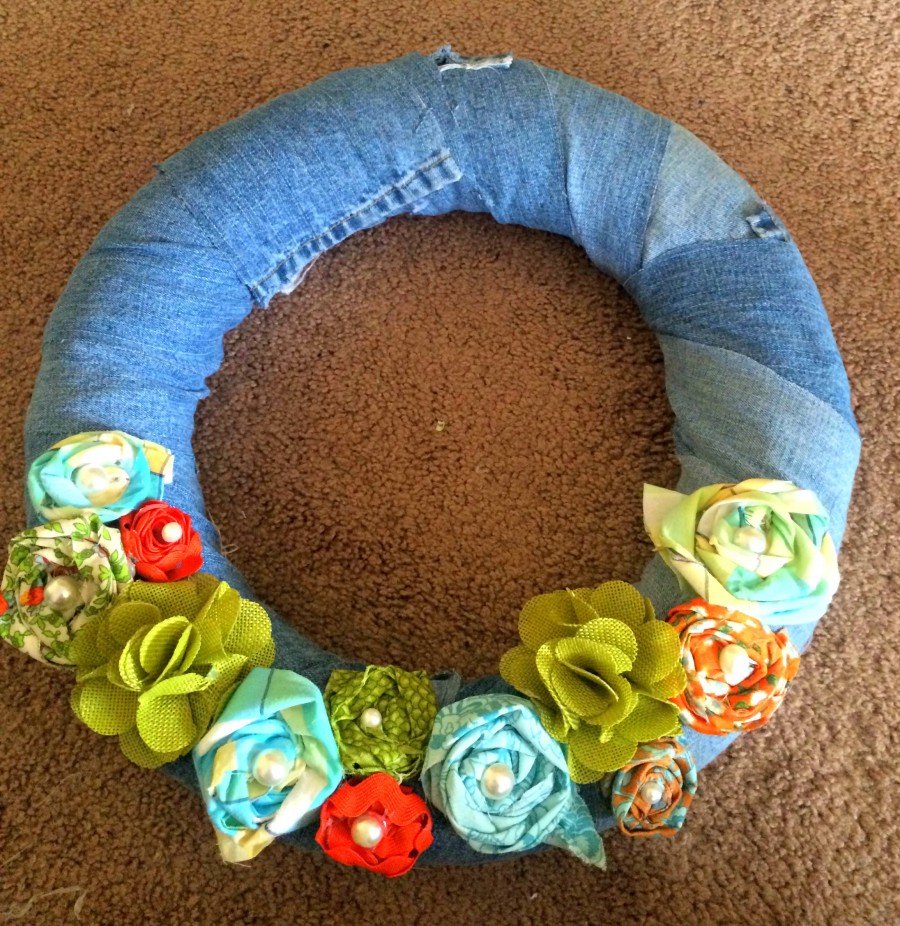 Barb Camp - DIY Denim Wreath